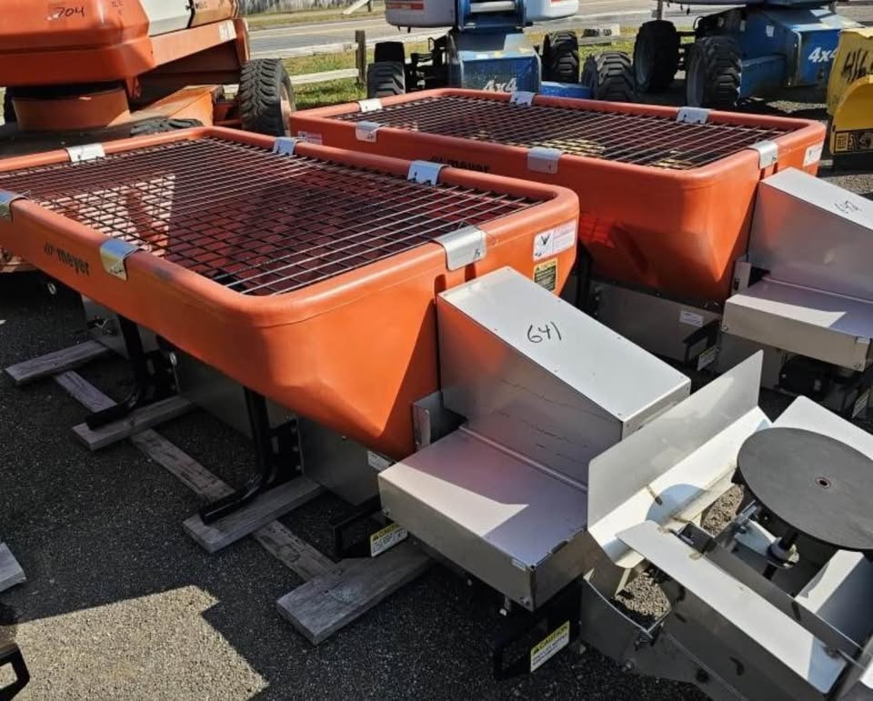 MEYER POLY ELECTRIC SANDER PICK UP TRUCK INSERT – Mid-Isle Equipment