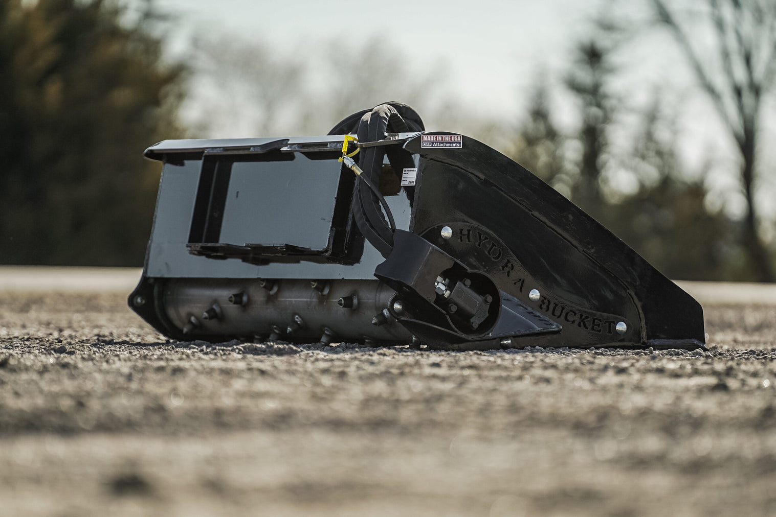 CMP HYDRA BUCKET FOR SKID STEER BUILT IN HARLEY RAKE – Mid-Isle Equipment